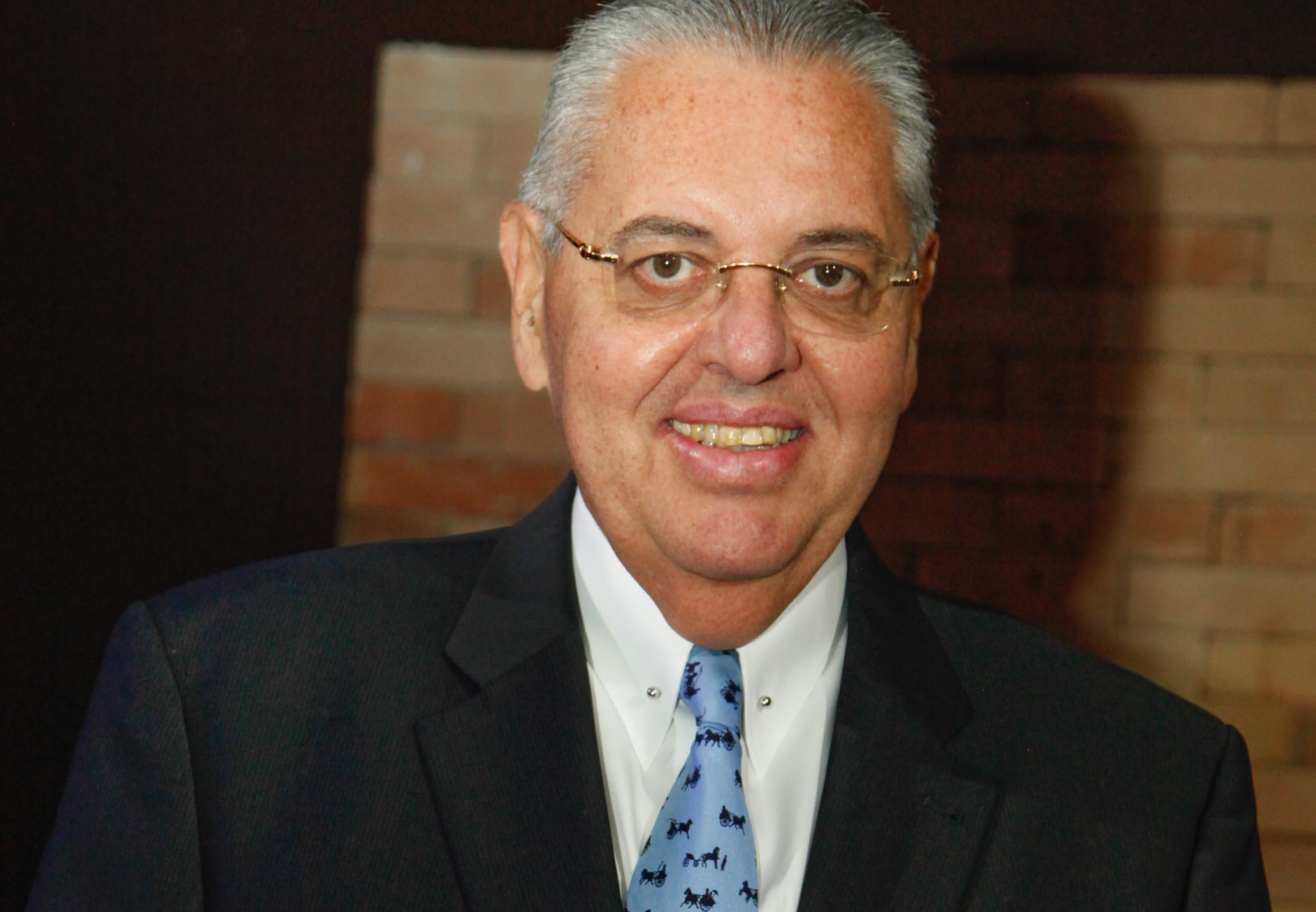 Roberto Cortes é eleito Profissional de Montadora do ano pelo Prêmio ...
