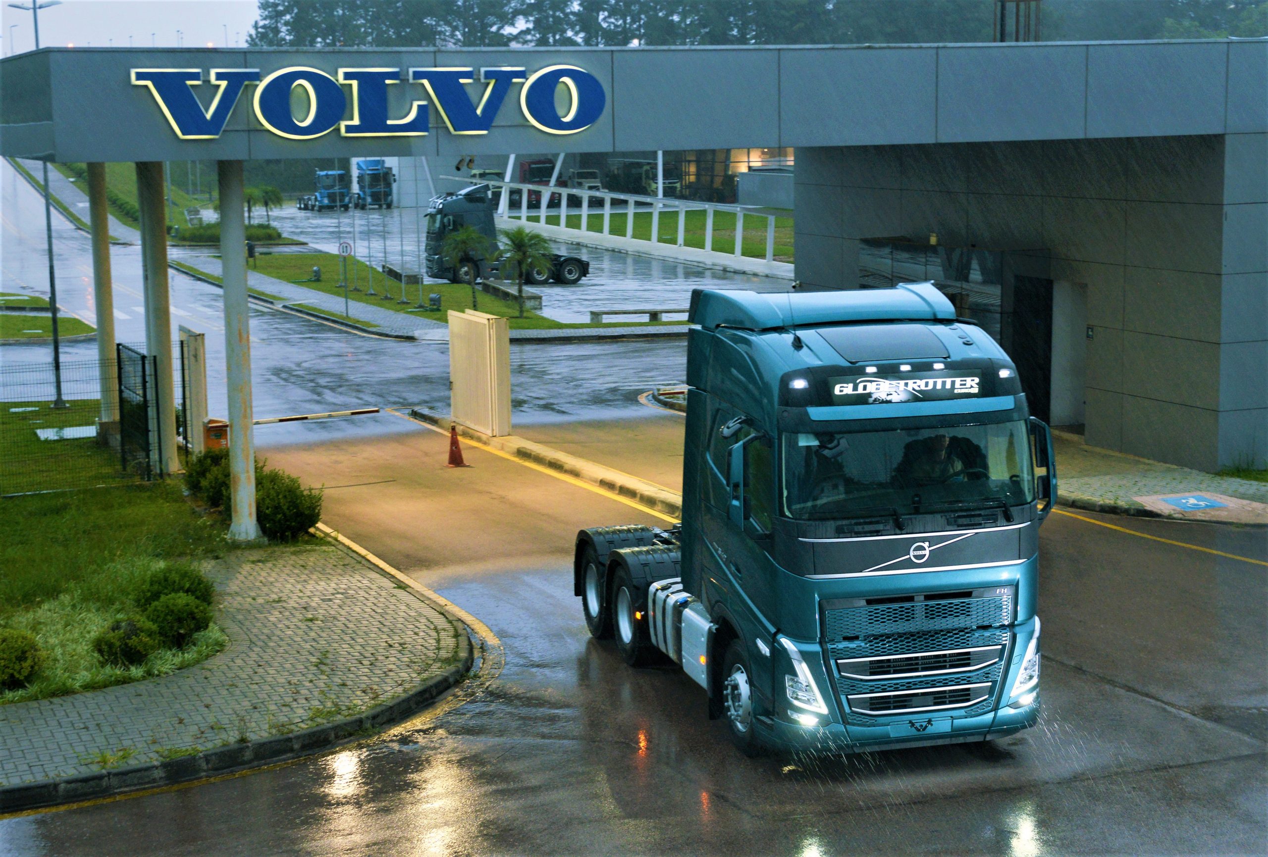 Volvo comemora conquistas no ano, apesar do horizonte sombrio - Frota&Cia