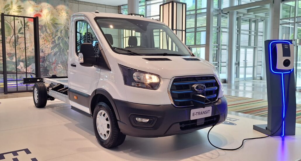 Ford Pro amplia portfólio com nova E-Transit Chassi - Frota&Cia