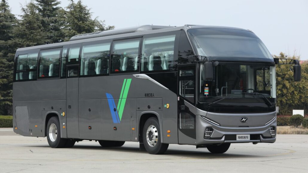 Higer anuncia sexta geração de ônibus rodoviários | Frota&Cia